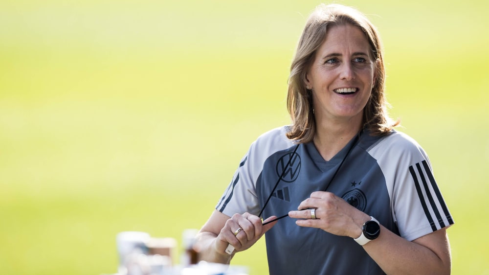 Bilder | Deutschland - Island 4:0 | 2. Spieltag | UEFA Women's Nations ...