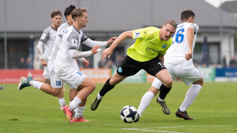 Stuttgarter Kickers gehen in Unterzahl in Alzenau leer aus - kicker