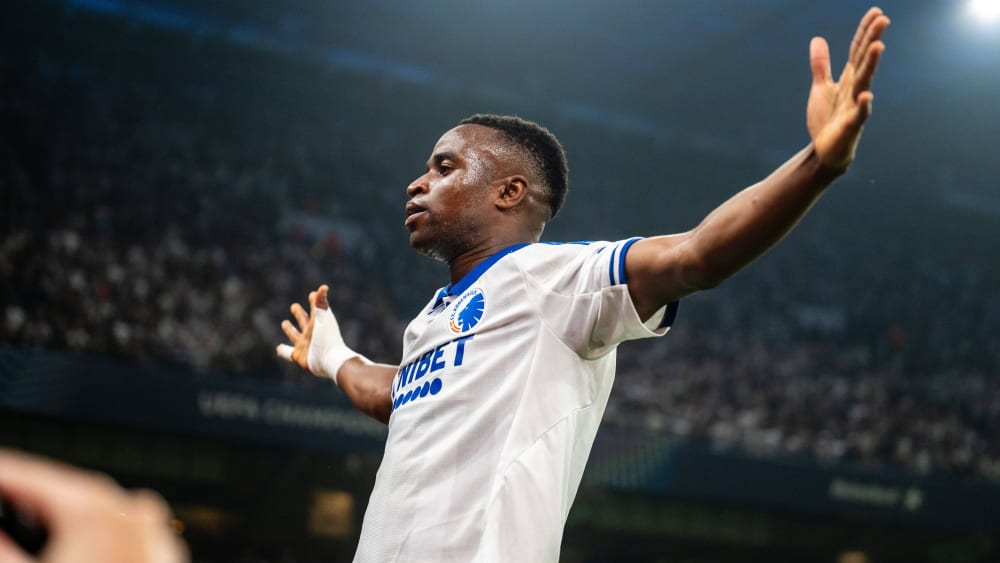 "Das ist mein Moment": Moukoko schießt Kopenhagen in die Champions ...