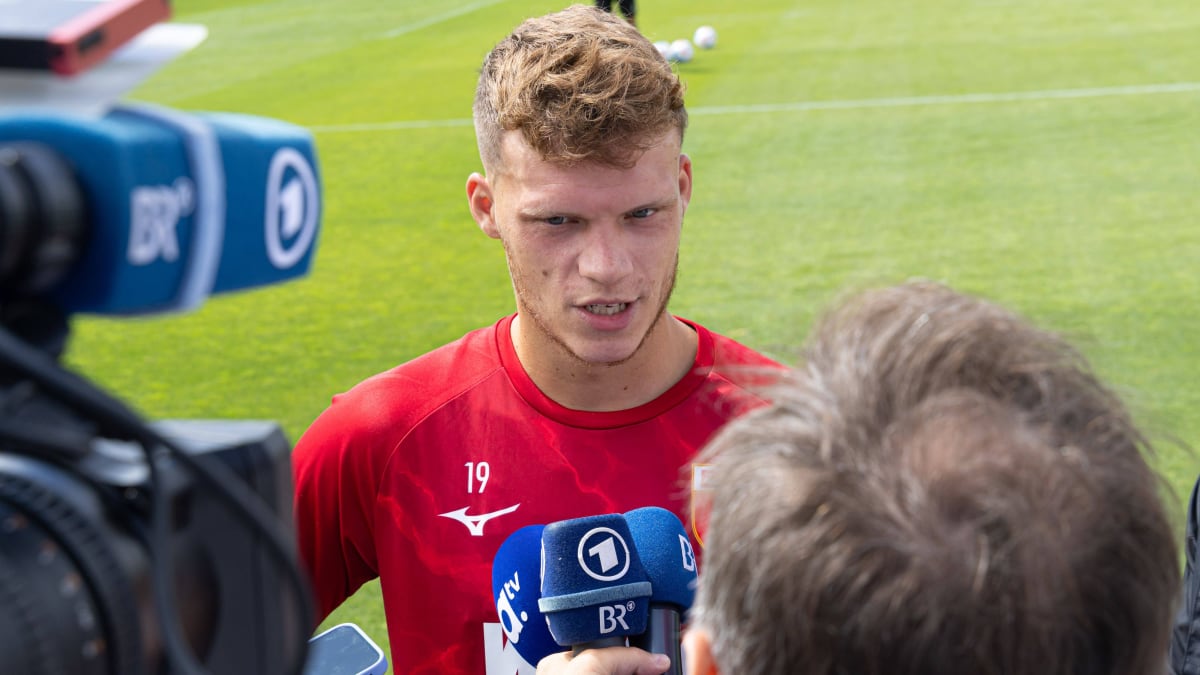 Fellhauer zu Augsburg - Wagner überzeugt ihn - kicker