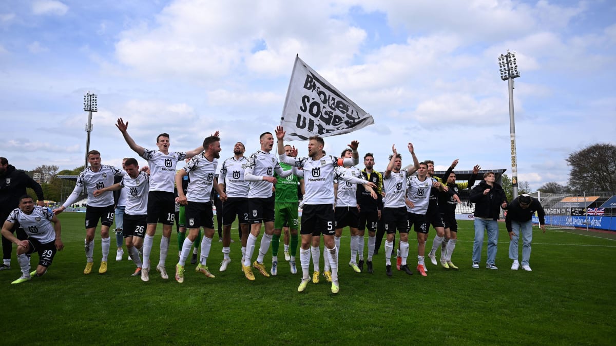Der SSV Ulm 1846 schafft den Sprung in die 3. Liga - kicker