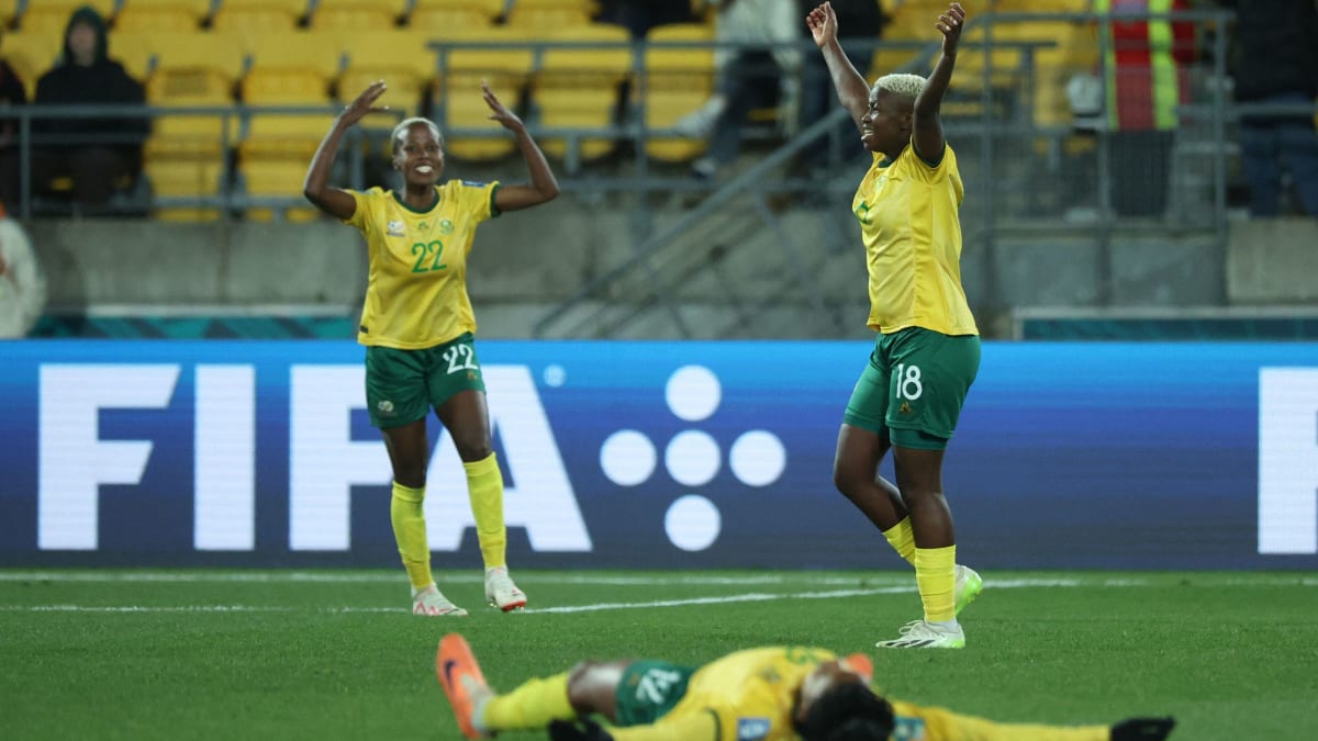 Orsis Rückpass ins eigene Tor: Südafrika wirft Italien raus - kicker