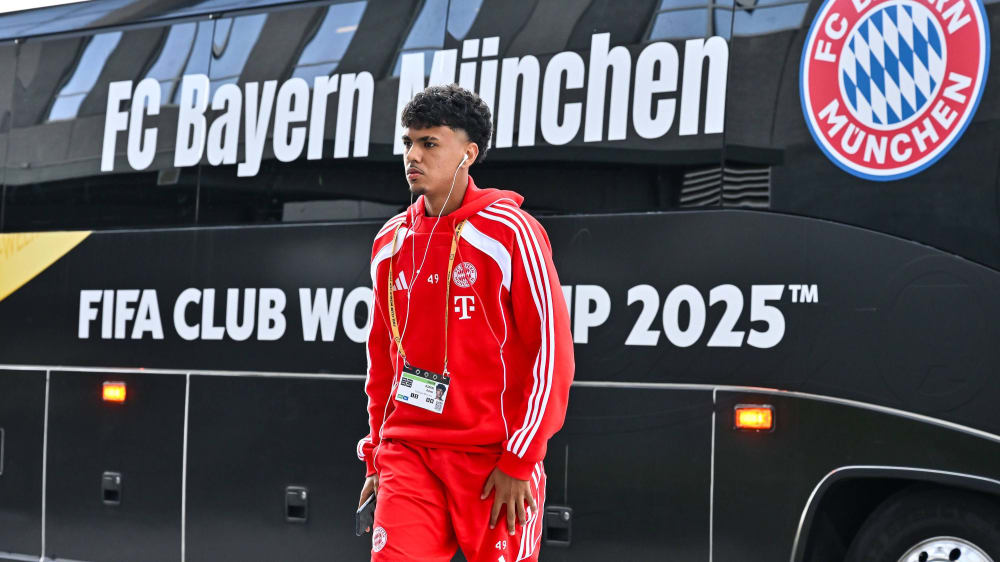 Eberl "bedauert" Entscheidung: Everton schnappt sich Bayern-Talent ...