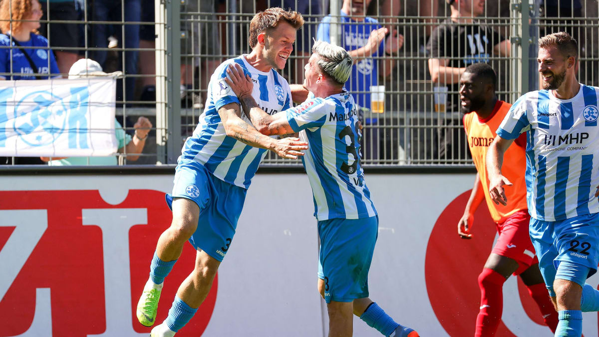 Nach wilder Anfangsphase: Stuttgarter Kickers begeister - kicker