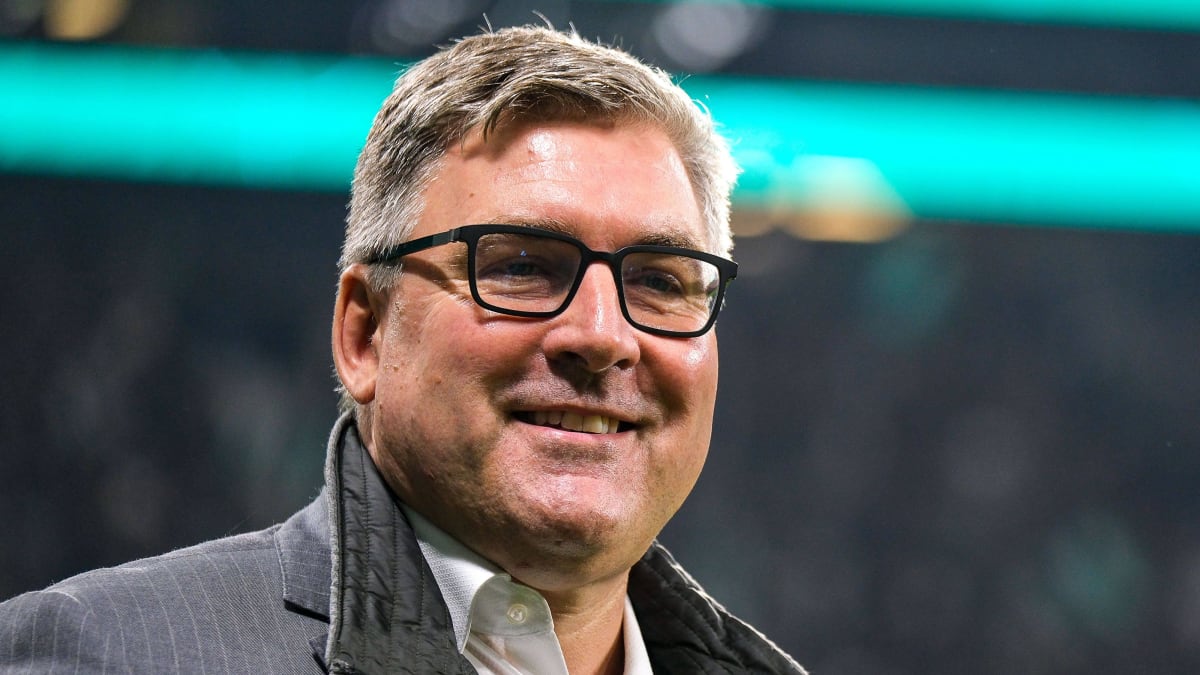 Eintracht Frankfurt - Hellmann: "Ganz Europa beneidet uns" - kicker