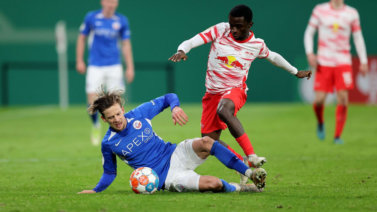 RB Leipzigs Solomon Bonnah spielt beim 1. FC Magdeburg vor - kicker