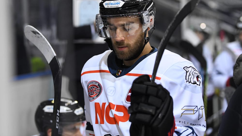 Nürnberg Ice Tigers wochenlang ohne Verteidiger Tim Bender - kicker