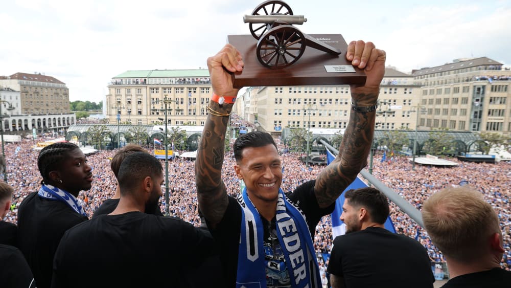 Deshalb ist HSV-Torjäger Davie Selke ablösefrei - kicker