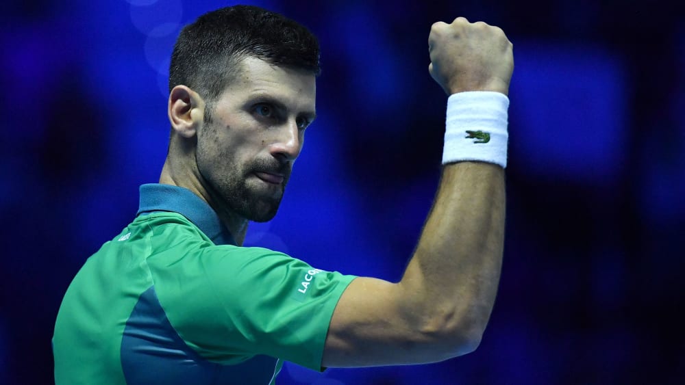 Faust, Wut und Nummer 1 am Jahresende: Djokovic-Auftakt gelingt - kicker