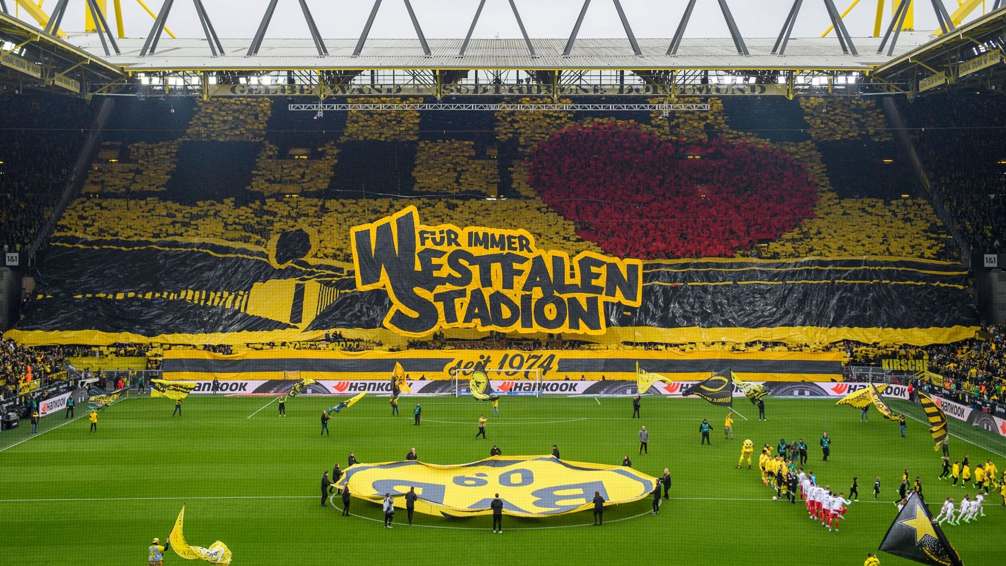 BVB | 50 Jahre Westfalenstadion: Die beeindruckendsten Choreos - kicker