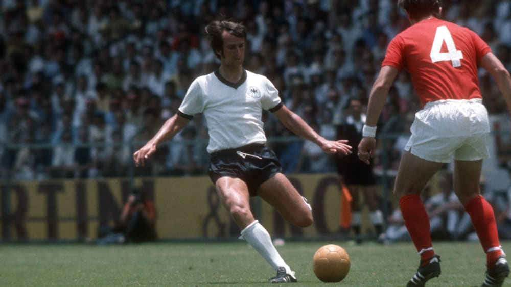 Weltmeister und Wohltäter: Wolfgang Overath in Bildern - kicker