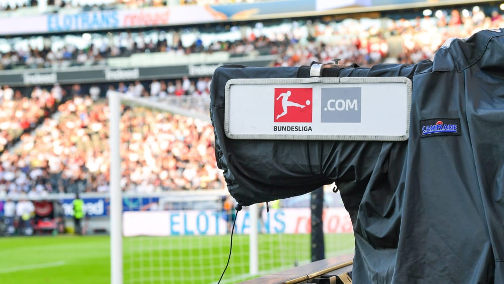 Fußball im TV - DAZN, Sky oder Amazon: Wer zeigt 2025/26 was? - kicker