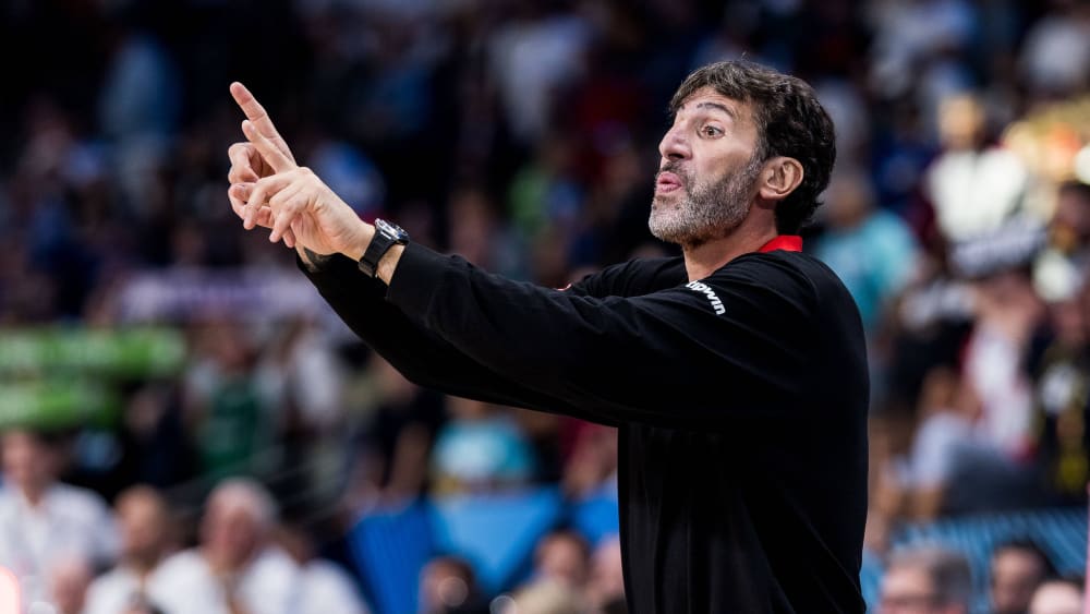 Basketball: DBB-Trainer Mumbru benennt Kader für Israel-Spiel - kicker