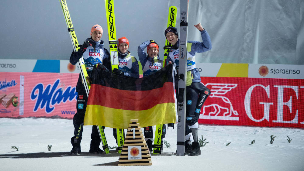 Zum fünften Mal in Serie: WM-Gold für deutsches Skisprung-Mixed-Team ...