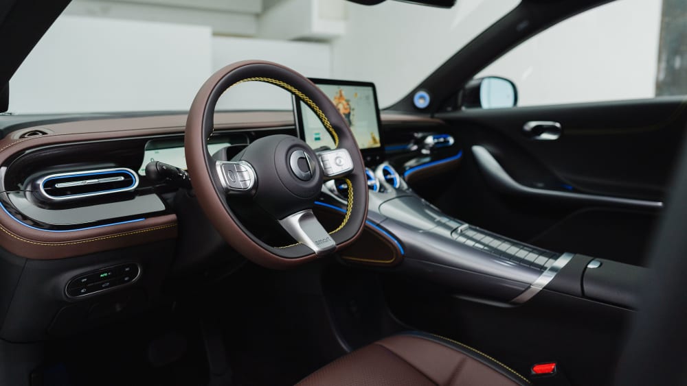 Der vollelektrische Smart #3 leistet bis zu 428 PS - kicker