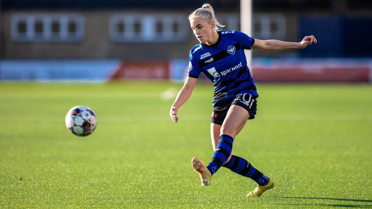 Frauen-Bundesliga: Bayer Leverkusen holt Cornelia Kramer - kicker