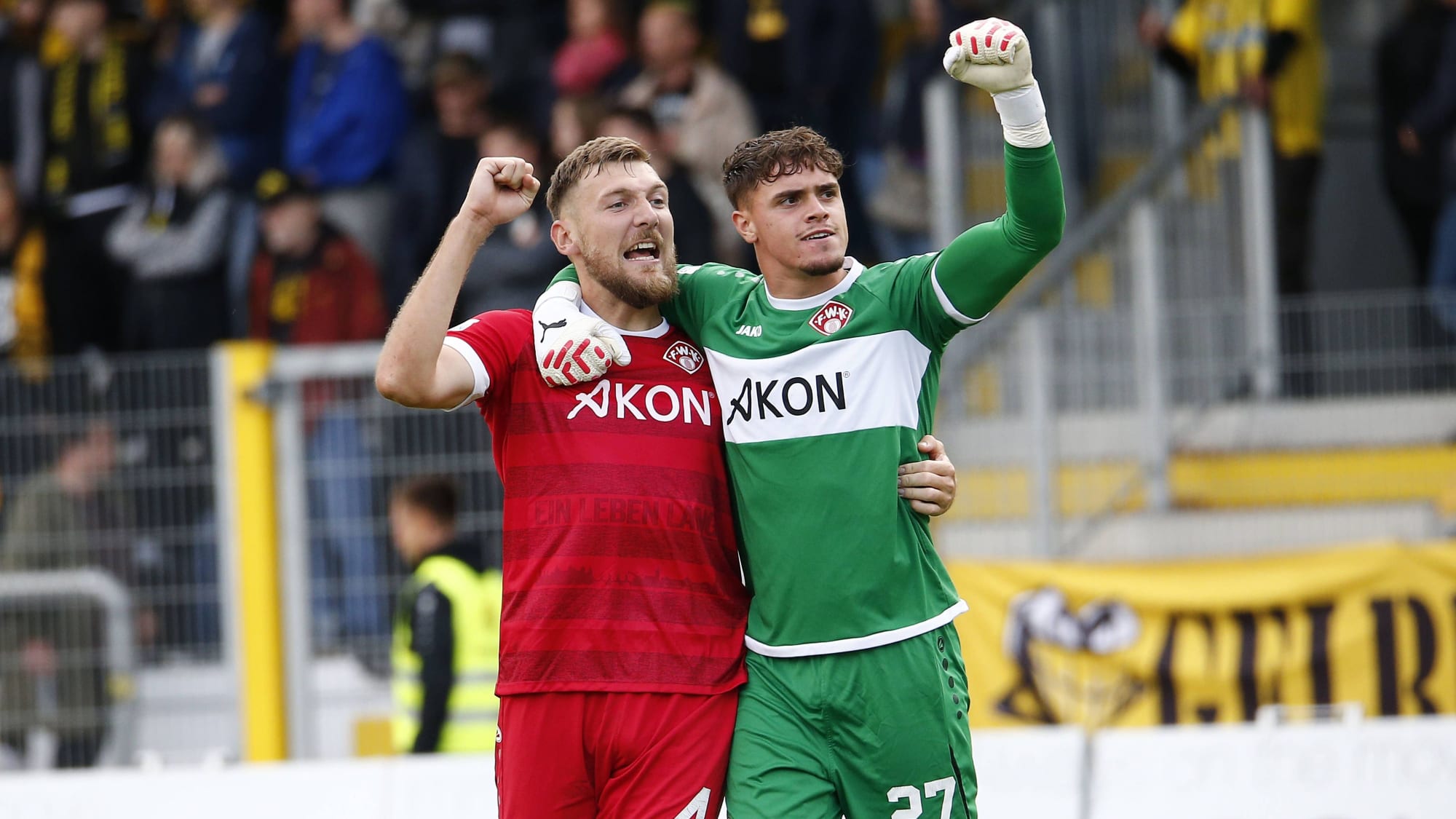 Die Regionalliga-Keeper mit den meisten weißen Westen - kicker