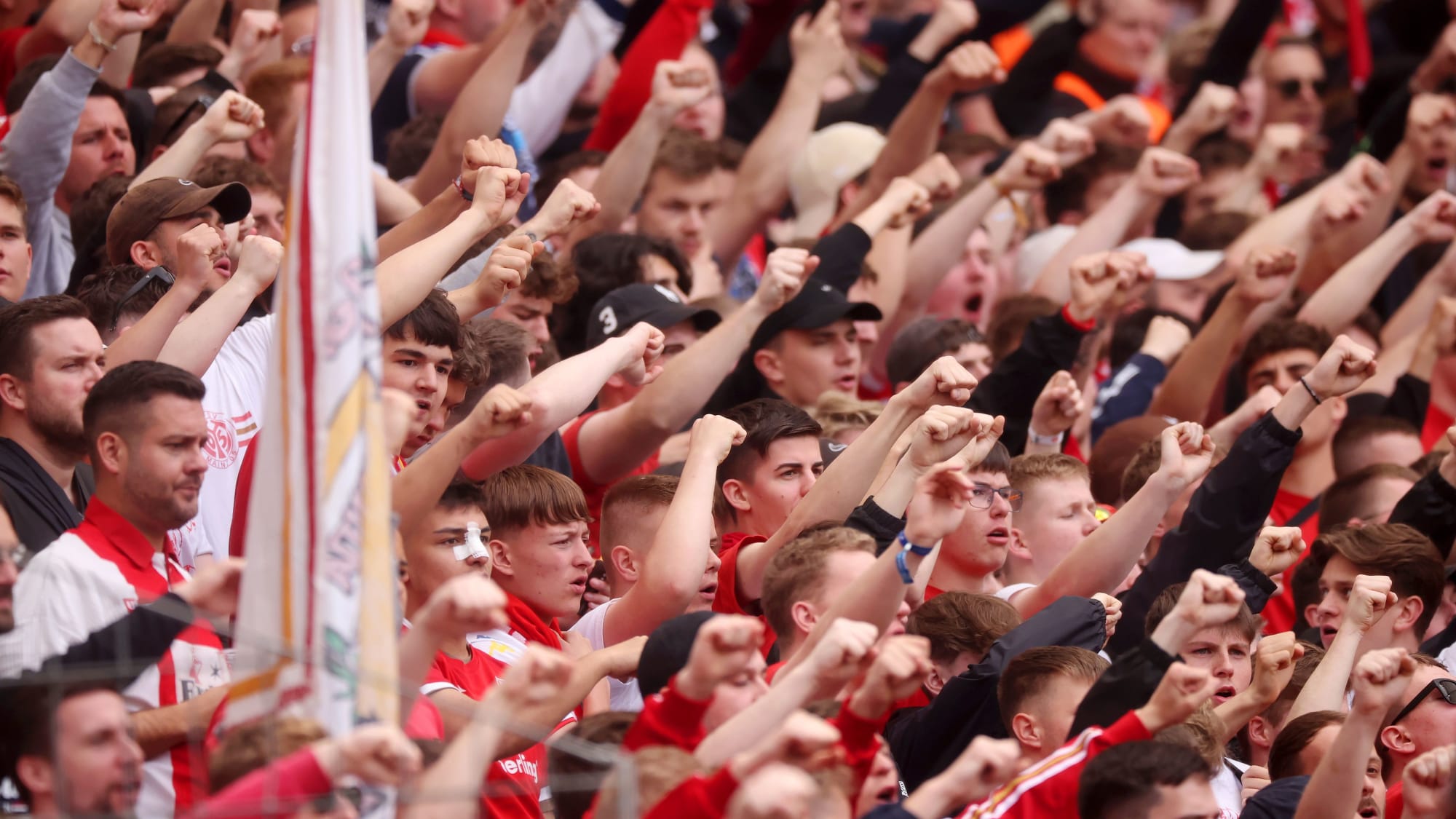 Bilder | Eintracht Frankfurt - 1. FSV Mainz 05 3:0 | 32. Spieltag ...