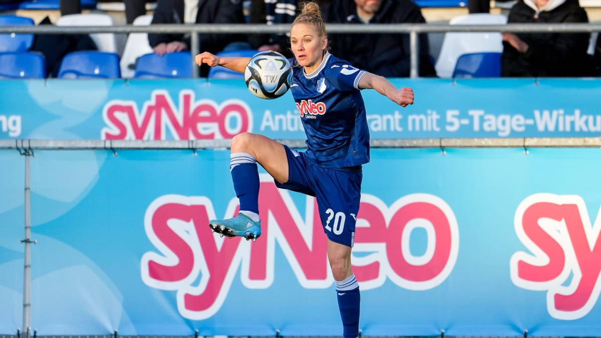 Leonie Maier im Interview: "Bin zum ersten Mal die Oma" - kicker