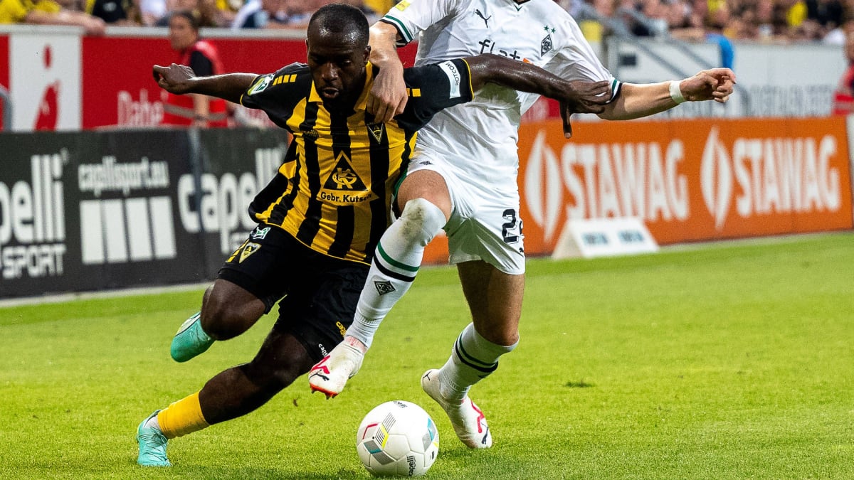 "Extrem enttäuschend": Aachen verschenkt zuhause erneut Sieg - kicker