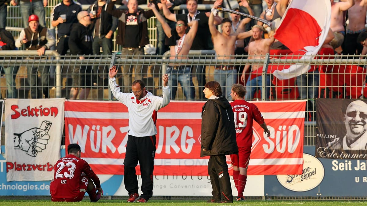 Mit Wirsching: Der Wiederaufbau der Würzburger Kickers - kicker