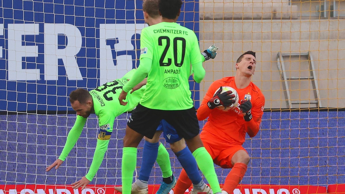Die Regionalliga-Keeper mit den meisten weißen Westen - kicker