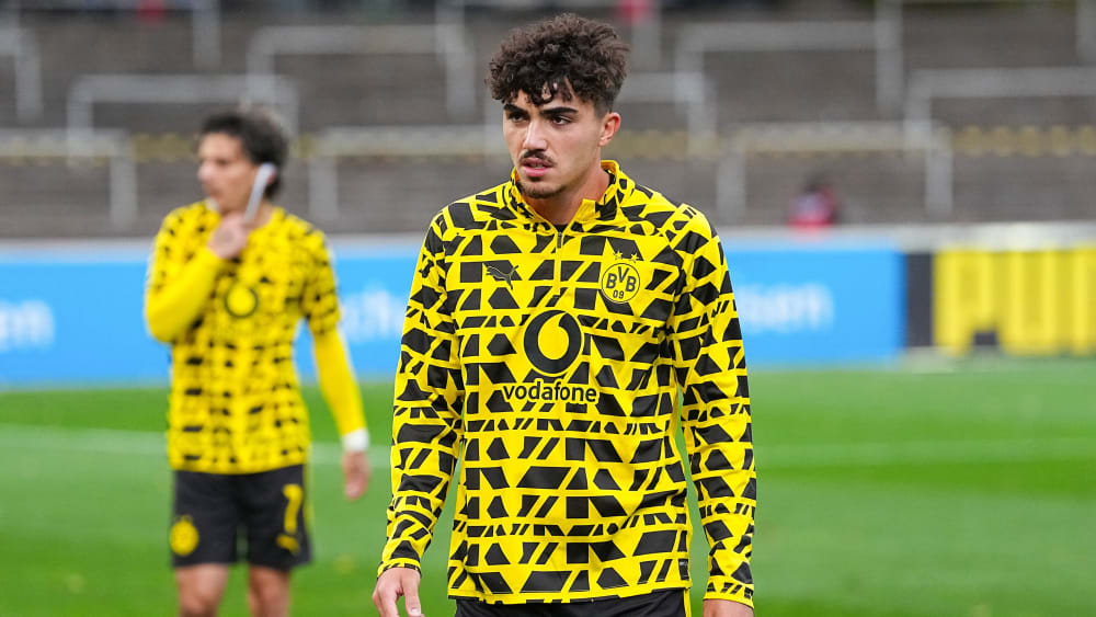 Verstärkung im Aufstiegskampf: Verl eist Foti aus Dortmund los - kicker