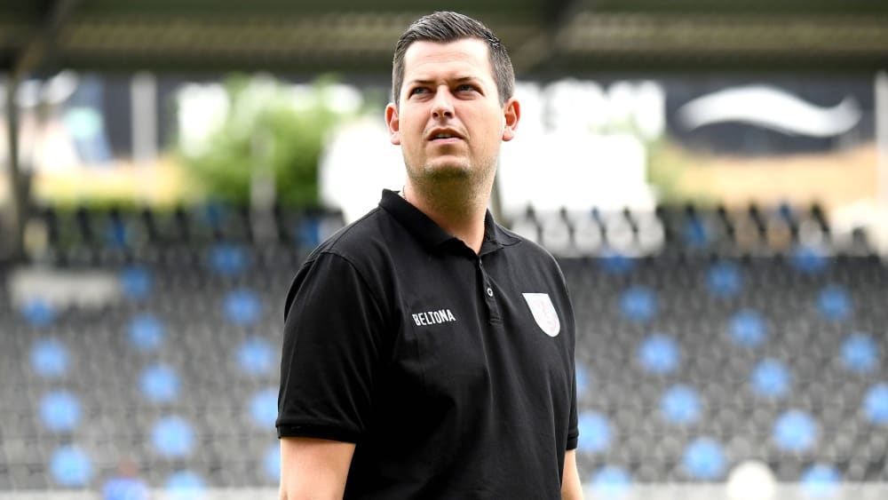 Chefcoach Görner sitzt beim FSV Frankfurt "fest im Sattel" - kicker