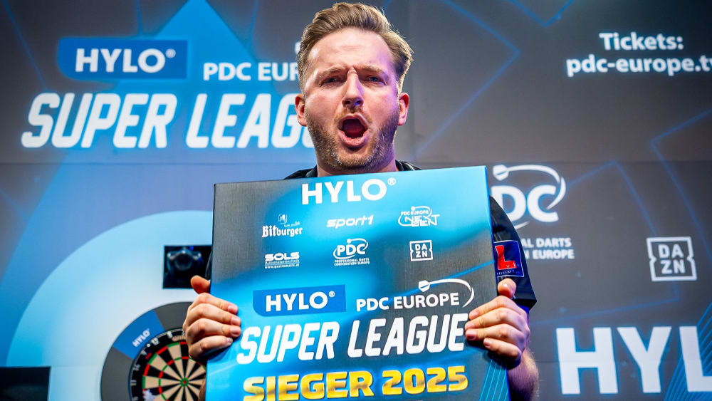 Deutscher eröffnet Darts-WM: Die besondere Geschichte von Arno Merk ...