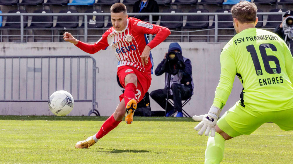 Denis Huseinbasic bleibt bei Kickers Offenbach - kicker