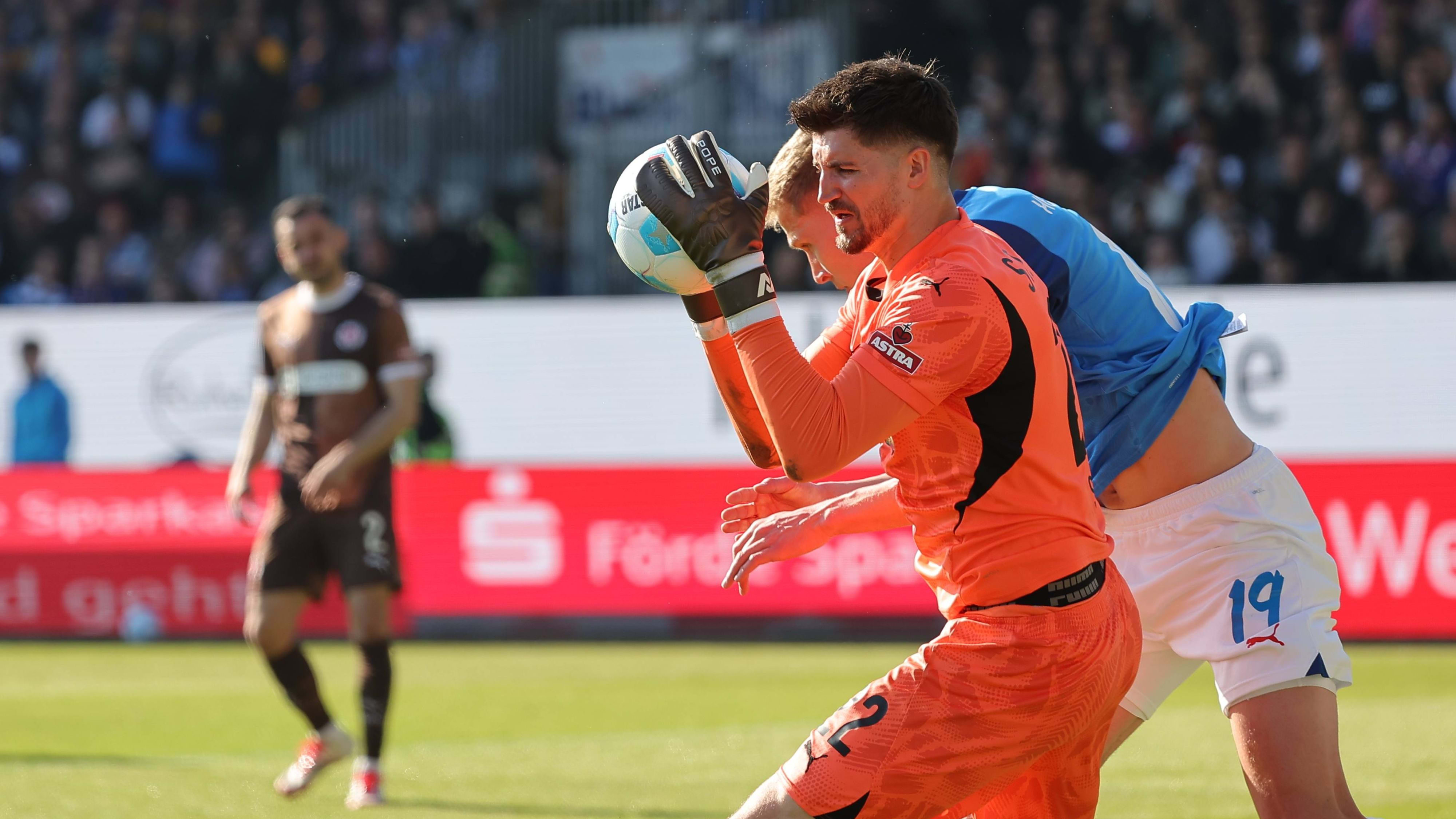 Liveticker | Holstein Kiel - FC St. Pauli 1:2 | 29. Spieltag ...