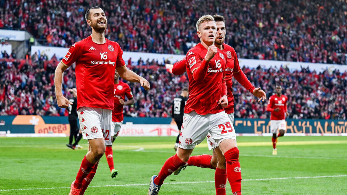 Kolo Muani kontert Burkardt: Remis im Rhein-Main-Derby - kicker