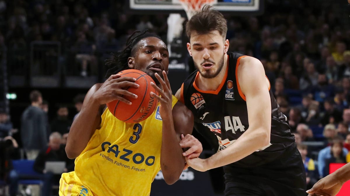 Ulm als netter Gast in der Hauptstadt: Alba bleibt an Spitzenreiter ...