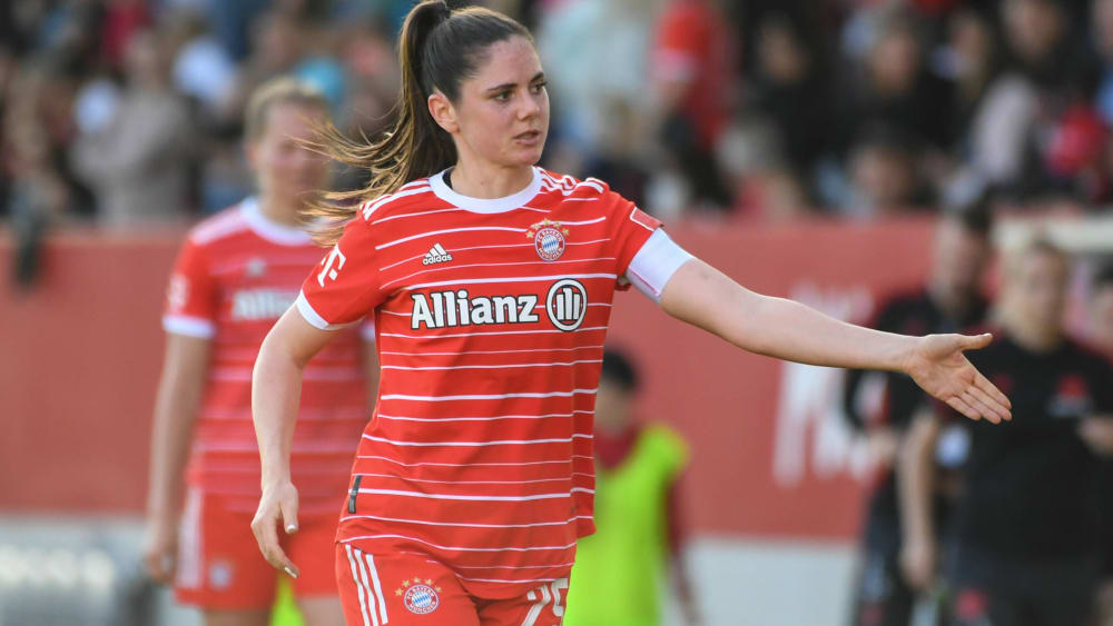 FC Bayern verlängert mit Sarah Zadrazil bis 2026 - kicker
