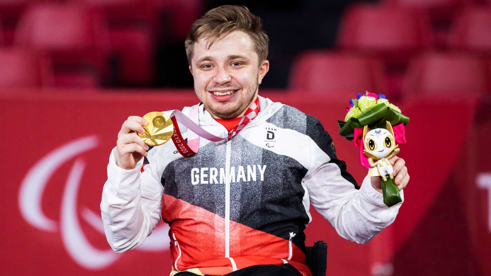 Tischtennisspieler Valentin Baus holt Paralympics-Gold - kicker
