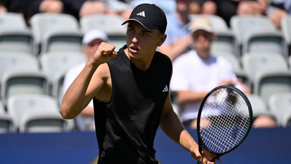 "Glücklich" und erwartungsfroh: Engel steht im Viertelfinale - kicker