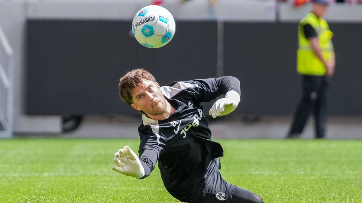 Keeper Huth will "nicht nur den Trainingskasper spielen" - kicker