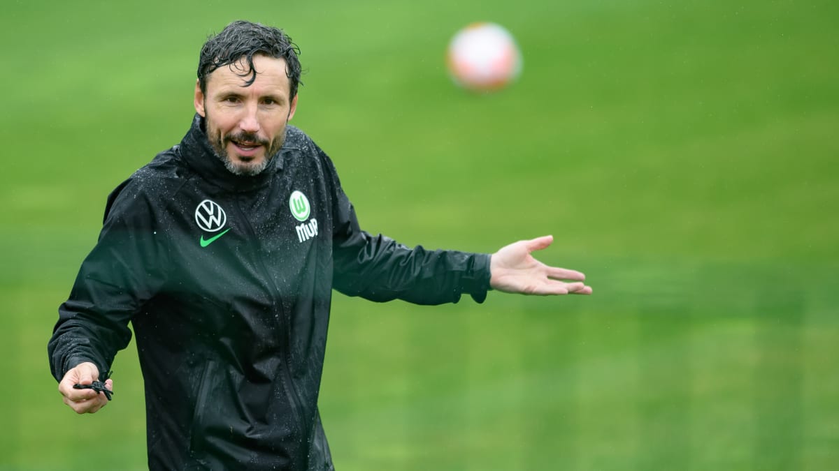 Mark van Bommel im Interview nach erstem Wolfsburg-Training - kicker