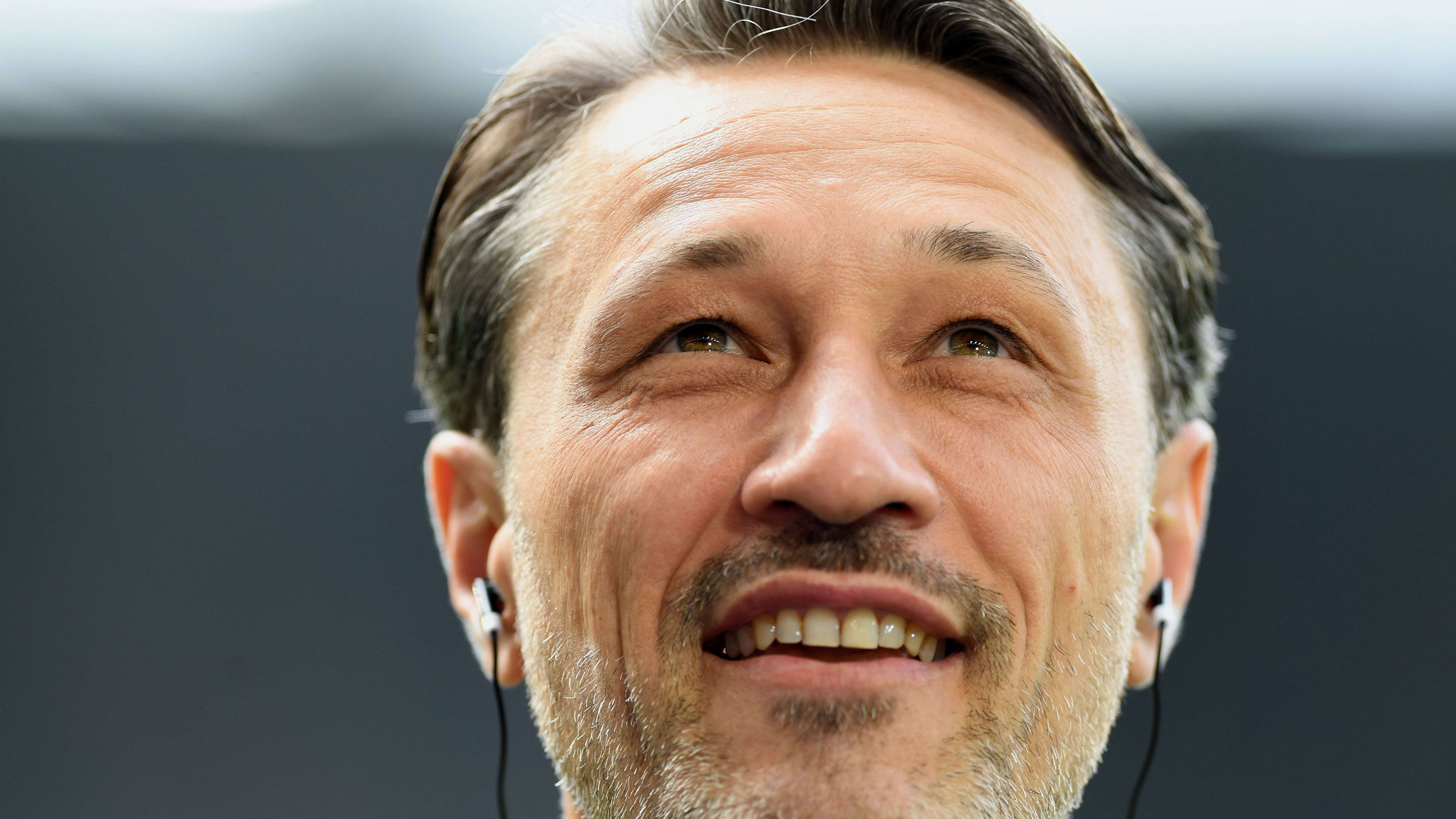 Liveticker | Borussia Dortmund - Holstein Kiel 3:0 | 34. Spieltag ...