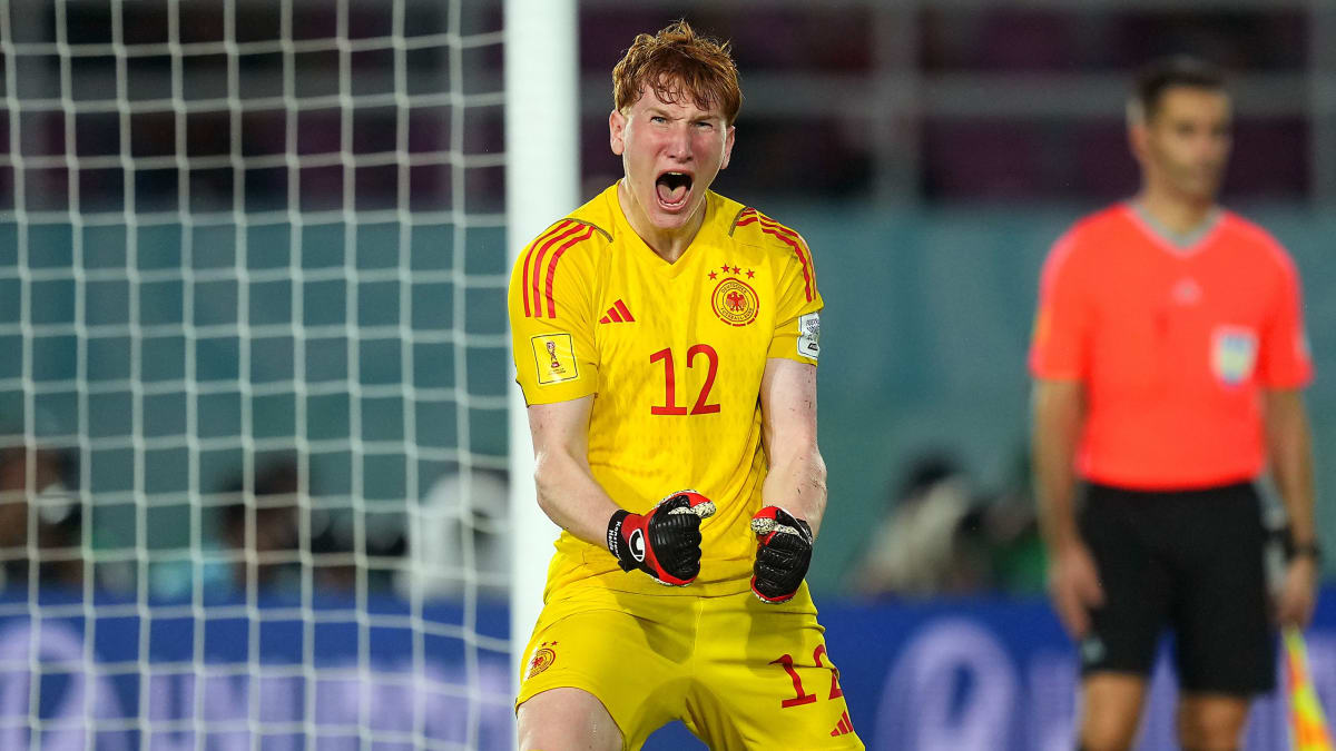 Heide der Held im Elfmeterschießen: Deutsche U 17 zieht gegen Argentinien ins WM-Finale ein - kicker