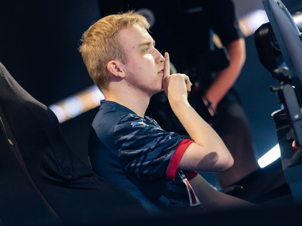 FC 24: Final-Feuerwerk des Wunderkinds - Anders Vejrgang ist ...