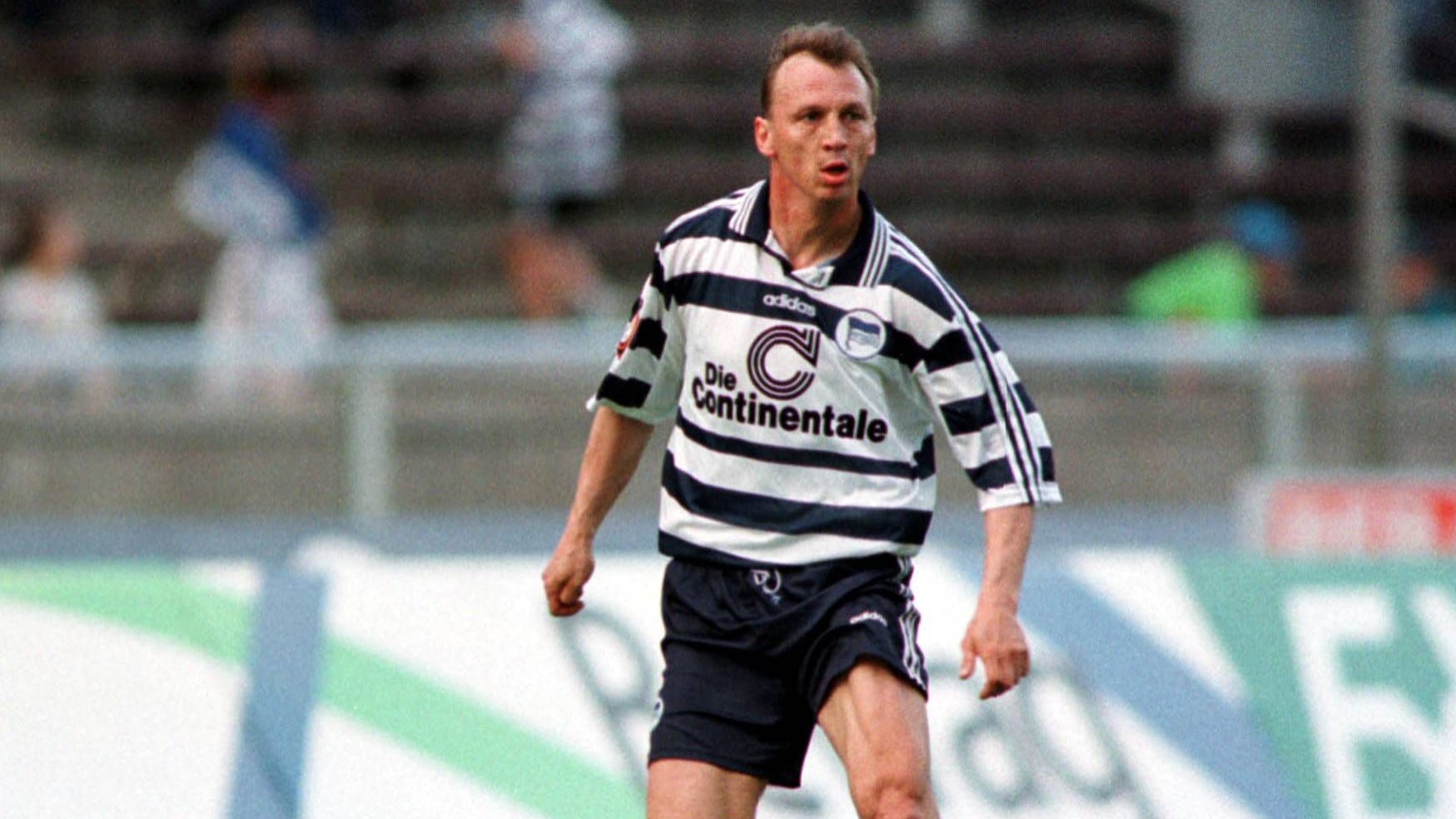 Drei vor Sildillia: Die schnellsten Gelb-Roten Karten der Bundesliga ...