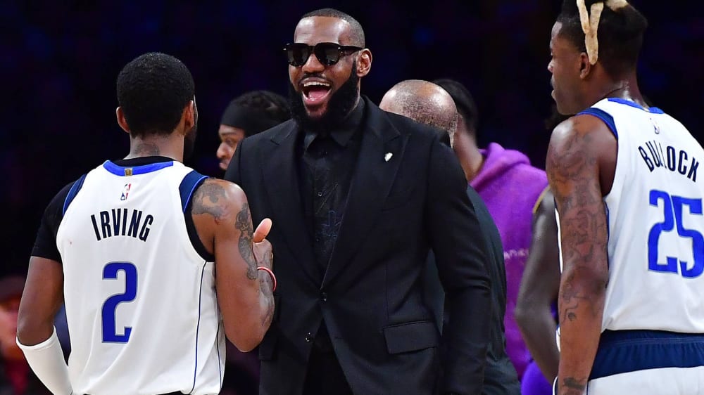 NBA | Kyrie Irving will LeBron James offenbar zu den Mavs locken - kicker