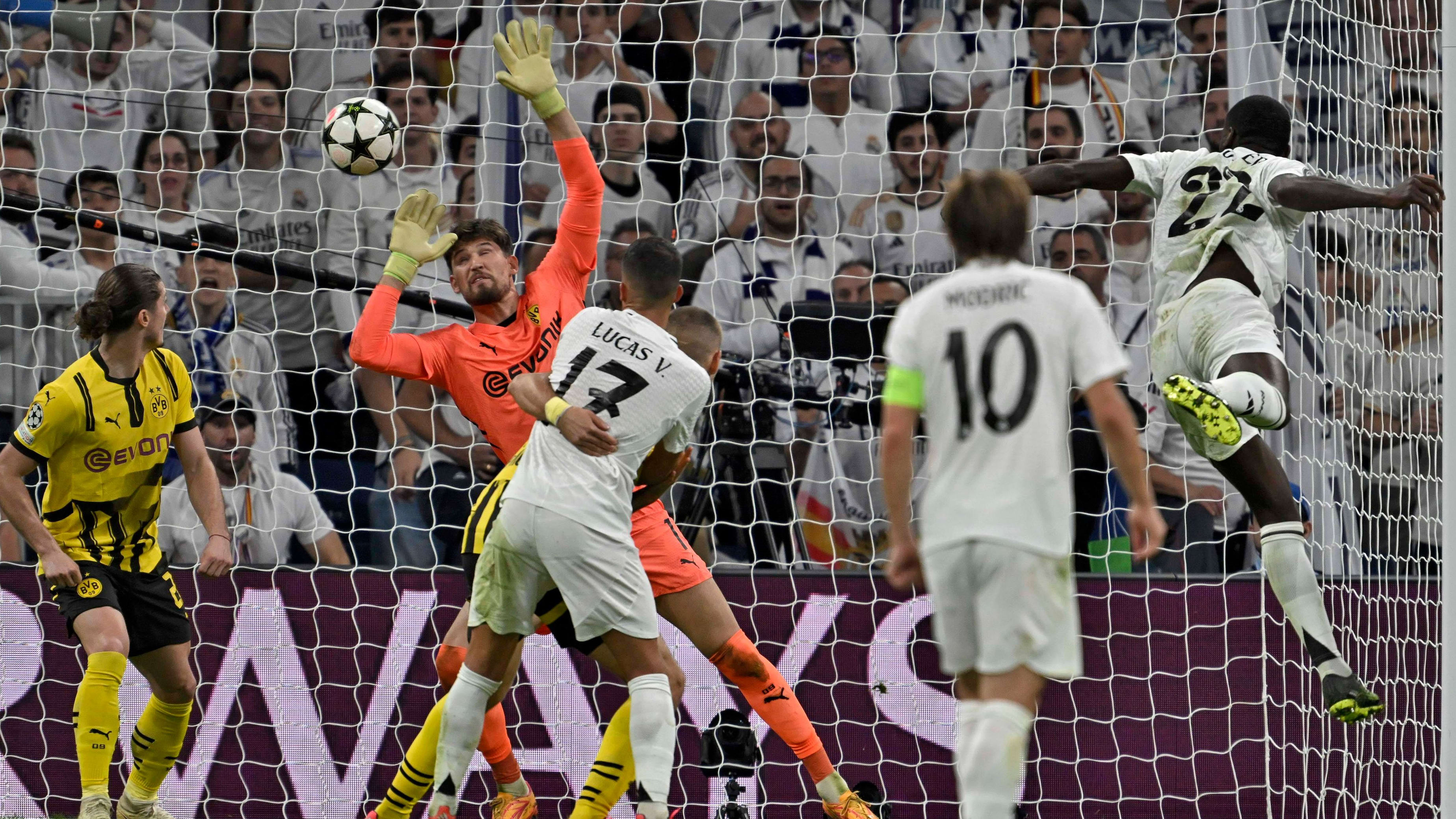 Liveticker | Real Madrid - Borussia Dortmund 5:2 | 3. Spieltag ...