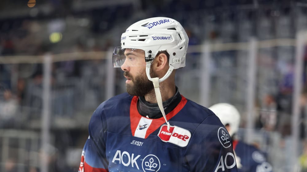 Adler Mannheim verabschieden 13 Spieler - kicker