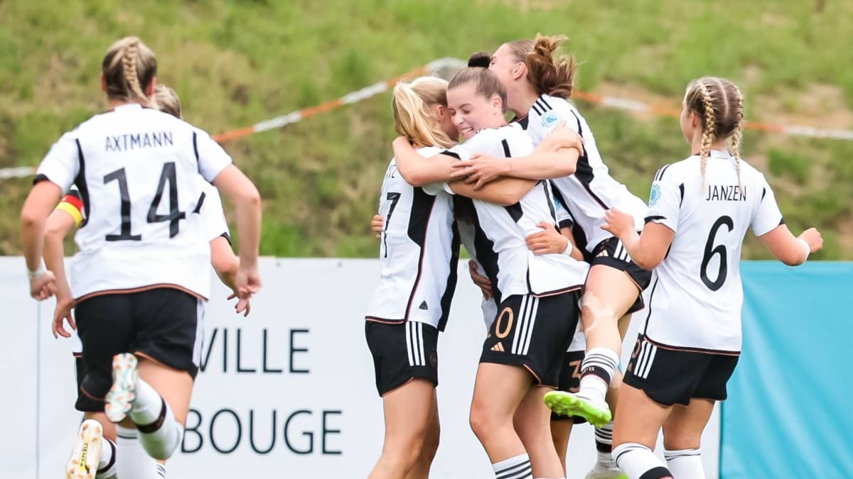 Sieg in der Verlängerung: Deutsche U-19-Frauen im EM-Finale - kicker