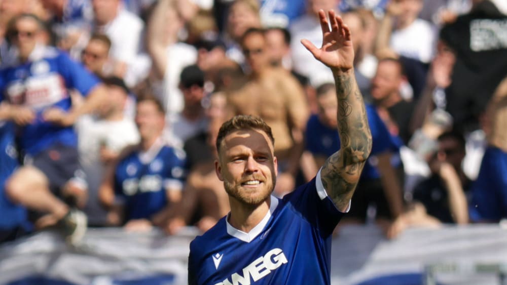 Ein KSC-Trio und zwei Bestnoten: Die kicker-Elf des 34. Spieltags - kicker