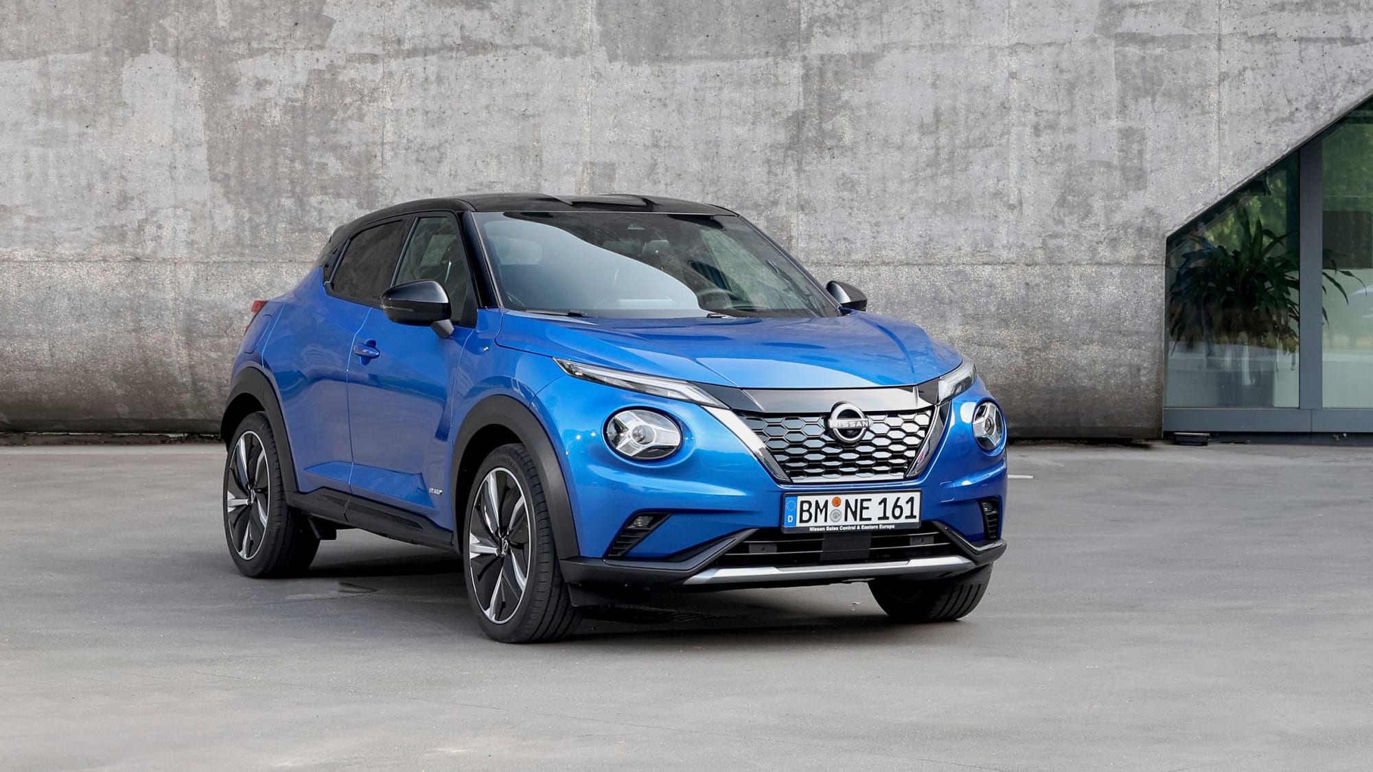 Nissan Juke Hybrid: Elektrische Unterstützung für den Mini-Crossover ...