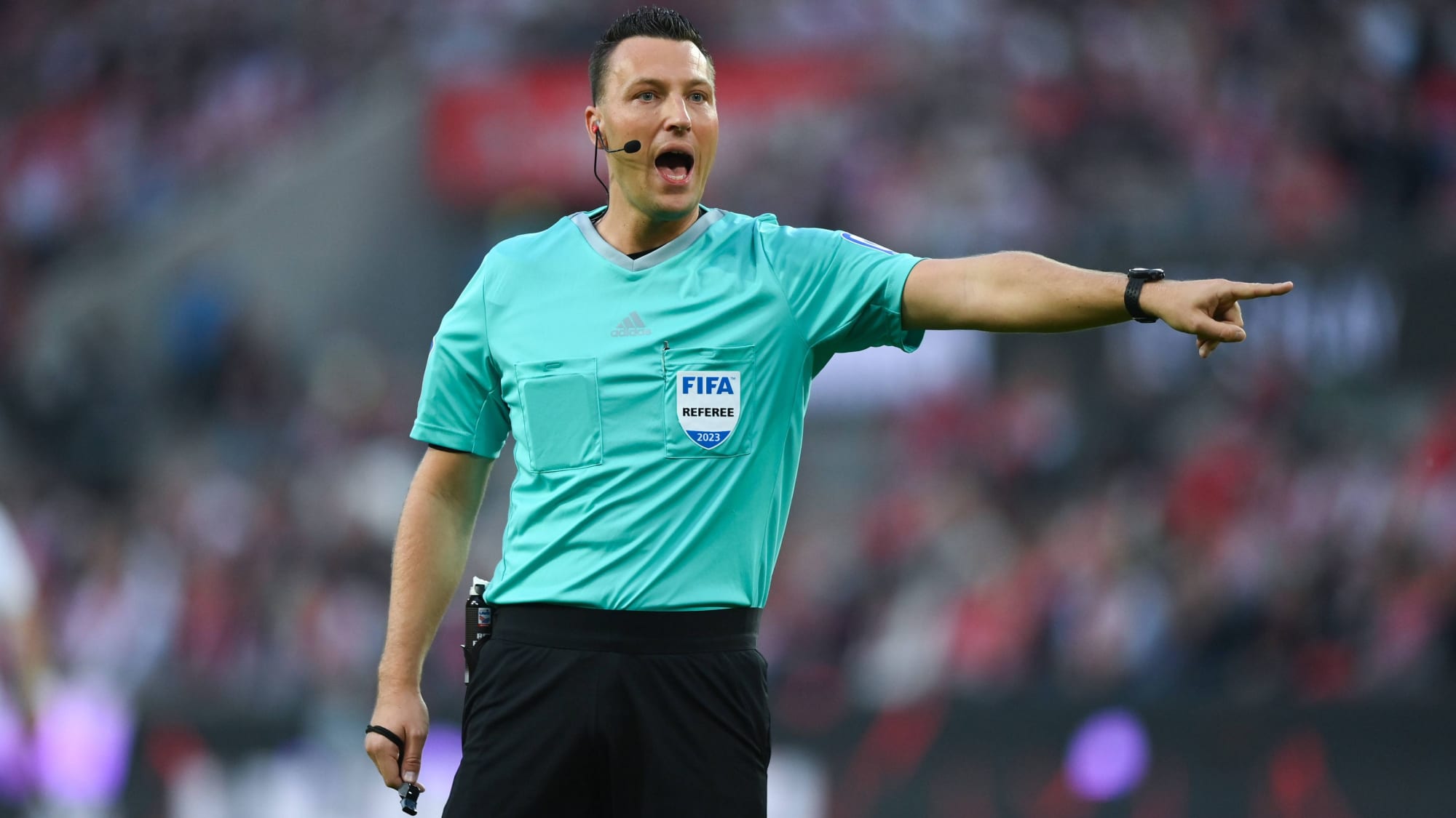 Diese 24 Schiedsrichter pfeifen 2023/24 in der Bundesliga - kicker