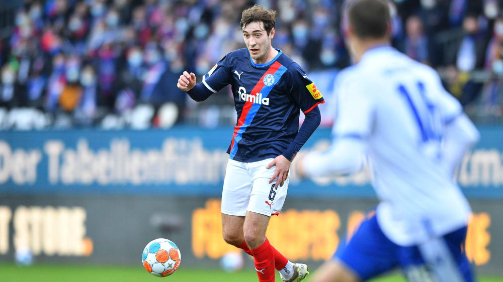 Verl verpflichtet "Denker und Lenker" Benger aus Kiel - kicker